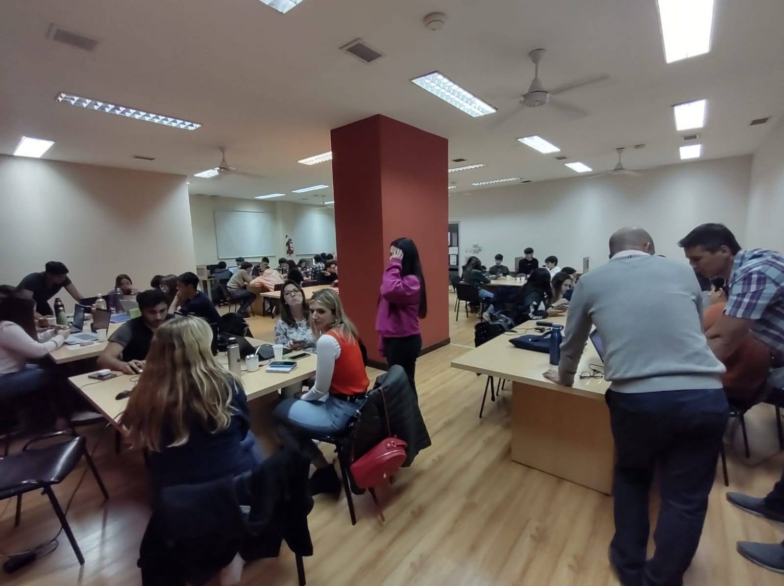 - Sitio de la Facultad de Ingeniería de la Universidad FASTA