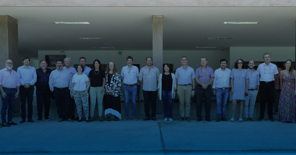 - Sitio de la Facultad de Ingeniería de la Universidad FASTA