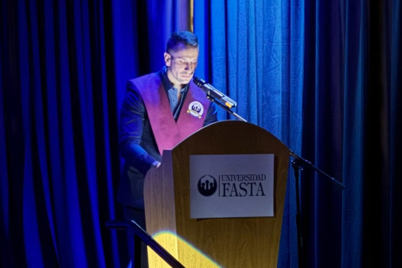 El Lic. Ivan Della Cha fue distinguido con el Premio COPIME por su excelencia académica - UFASTA ...